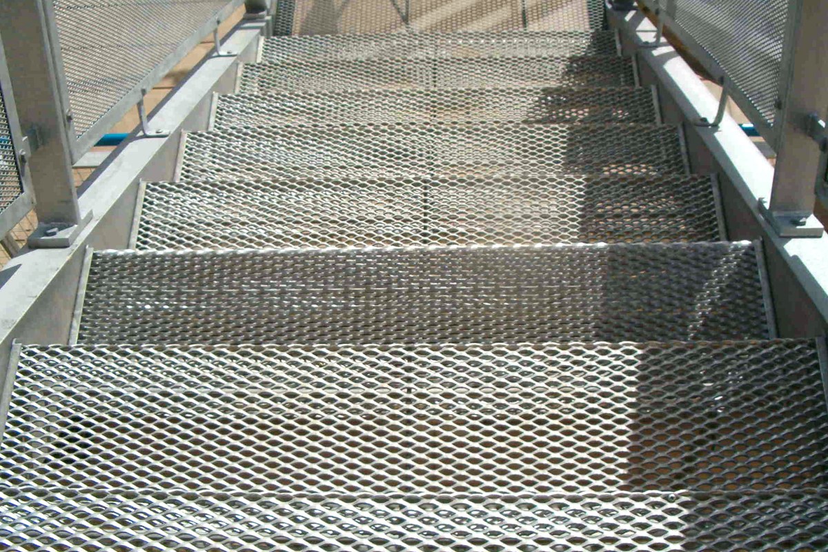 Expamet (open weave) treads for external stairs – Andrew Turner LLP